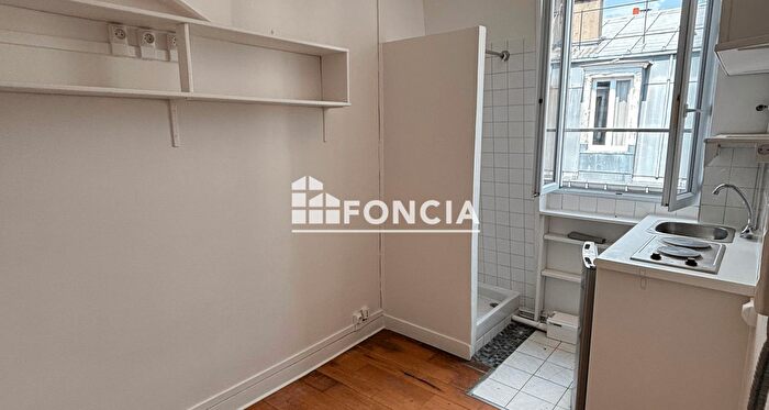 Appartement 1 pièce à Paris 10ème, Saint-Vincent de Paul, Lariboisière, à vendre