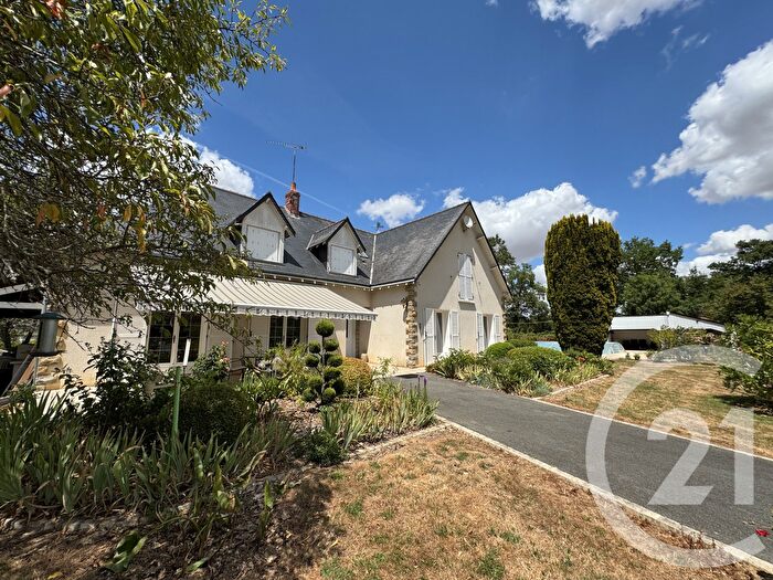 Neuvy-Saint-Sépulchre - Maison 7 pièces à vendre