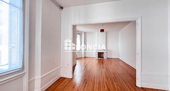 Appartement à vendre - Saint-Étienne, Centre-ville, Peuple, Chavanelle - 5 pièces - 3 chambres