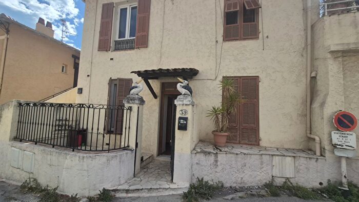 Nice, Pasteur : Appartement 2 pièces à louer
