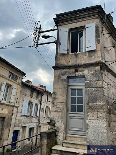 Maison 2 pièces à louer - Angoulême, Saint-Ausone, Saint-Martin
