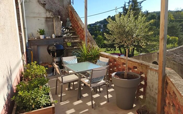 Maison à vendre - Saint-Brès - 4 pièces - 2 chambres