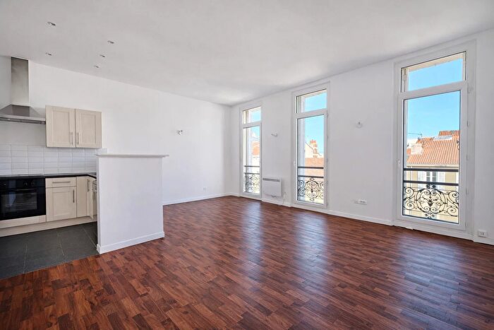 Appartement à vendre - Marseille e , Palais de Justice - 3 pièces - 2 chambres