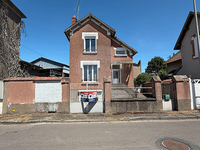 Cosne-Cours-sur-Loire - Maison 3 pièces à vendre