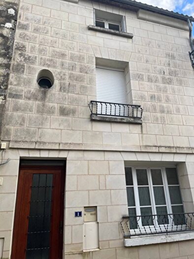 Maison à louer - Entre Rte de Chinon et Rte de Thouars, Loudun - 5 pièces - 3 chambres