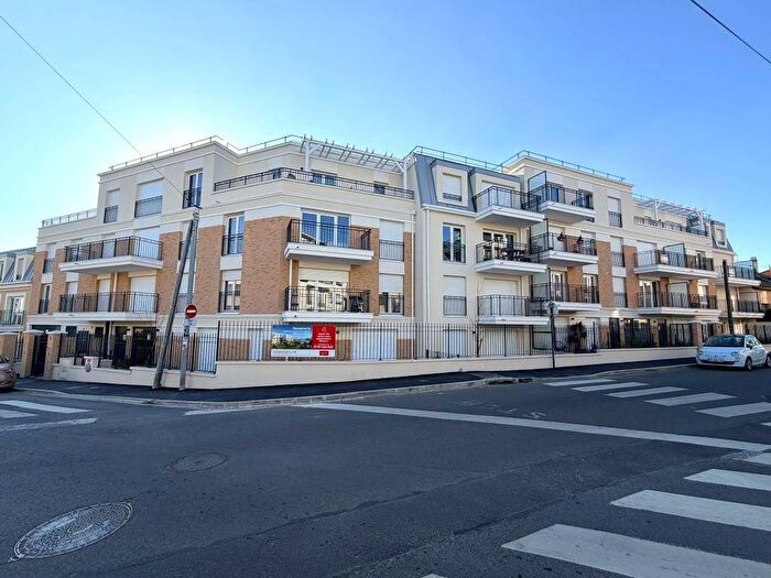 Appartement à louer - Marne, Neuilly-Plaisance - 2 pièces - 1 chambre