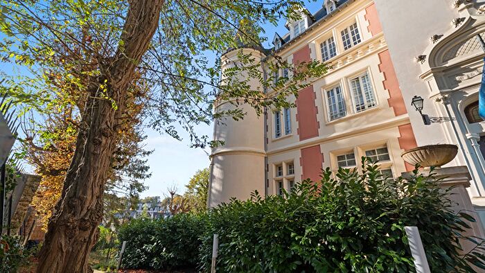 Appartement à vendre - Vaucresson - 3 pièces - 2 chambres