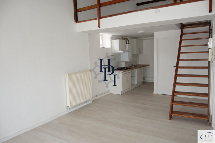 Saint-Affrique - Appartement 2 pièces à louer