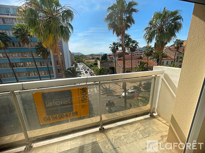 Appartement 1 pièce à louer - Hyères, Centre-ville