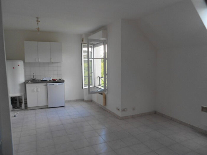 Melun, Saint-Liesne : Appartement 1 pièce à louer