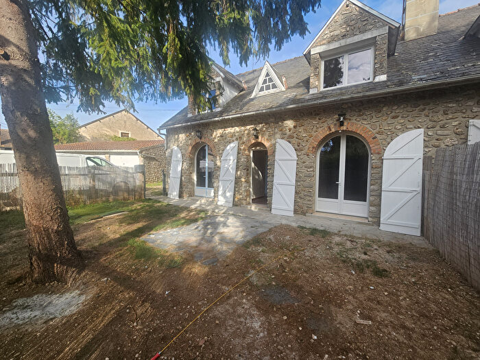 Roinville : Maison 6 pièces à louer