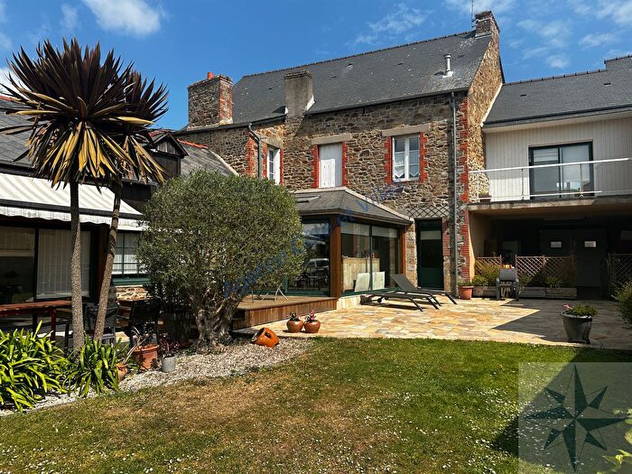 Lamballe, Centre-ville - Maison 7 pièces à vendre