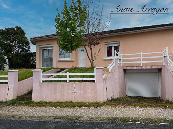 Maison à vendre - Villeneuve-sur-Lot, Saint-Etienne - 5 pièces - 4 chambres