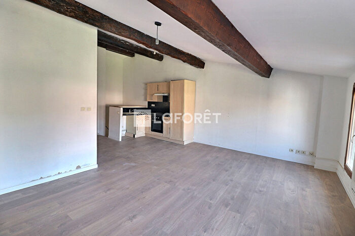 Appartement à vendre - Cuers - 3 pièces - 2 chambres