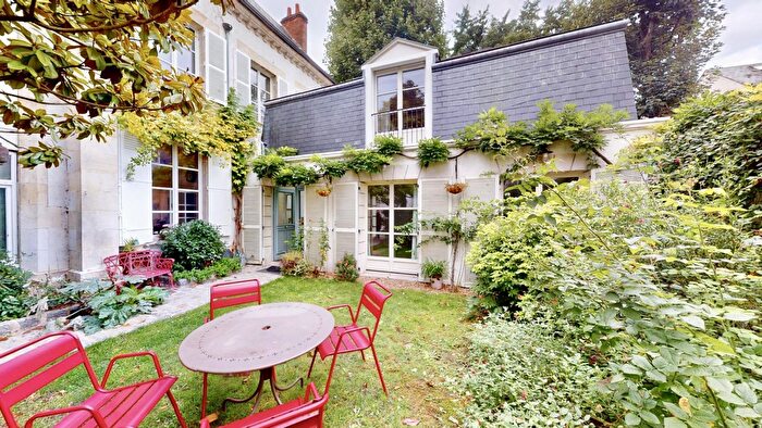 Maison à vendre - Orléans, Cathédrale, Jeanne dArc - 7 pièces - 5 chambres