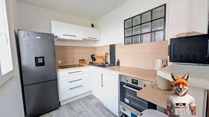 Appartement à vendre - Troyes - 3 pièces - 2 chambres