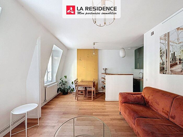 Appartement à louer - Moskowa-Porte Montmartre-Porte de Clignancourt, Paris ème arrondissement - 2 pièces - 1 chambre