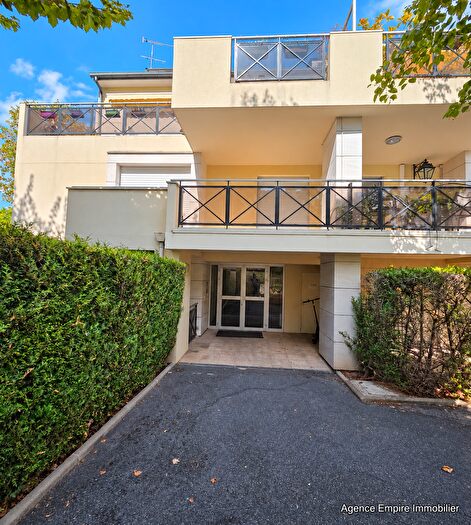 Chatou, Est : Appartement 2 pièces à vendre