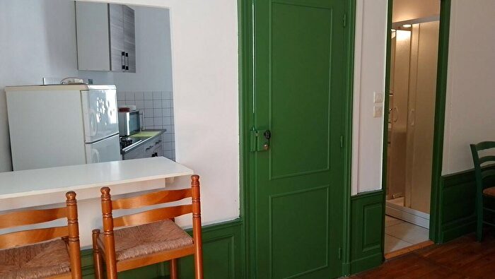 Saint Julien-Darnus, Auxerre : Appartement 1 pièce à louer