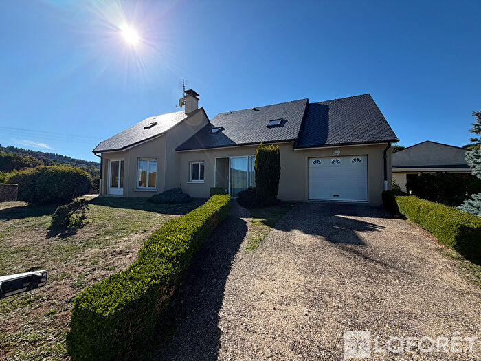 Neussargues-Moissac - Maison 5 pièces à vendre