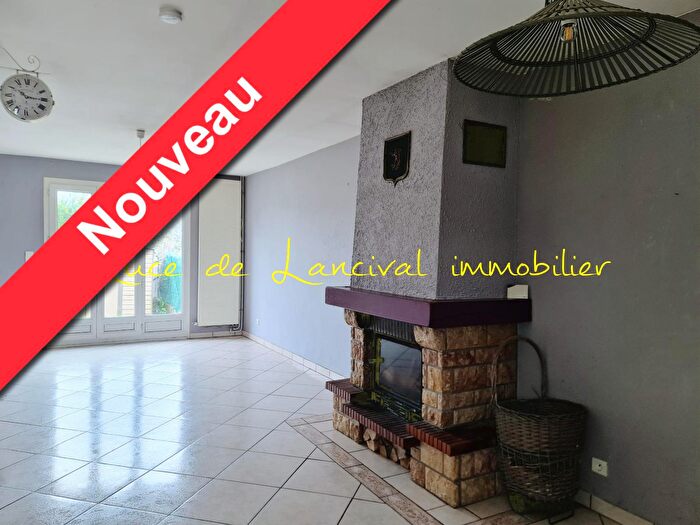 Maison à vendre - Saint-Quentin, Vermandois - 4 pièces - 3 chambres