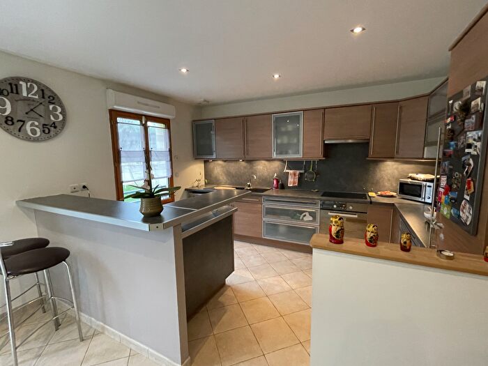 Maison à vendre - Morangis - 11 pièces - 8 chambres