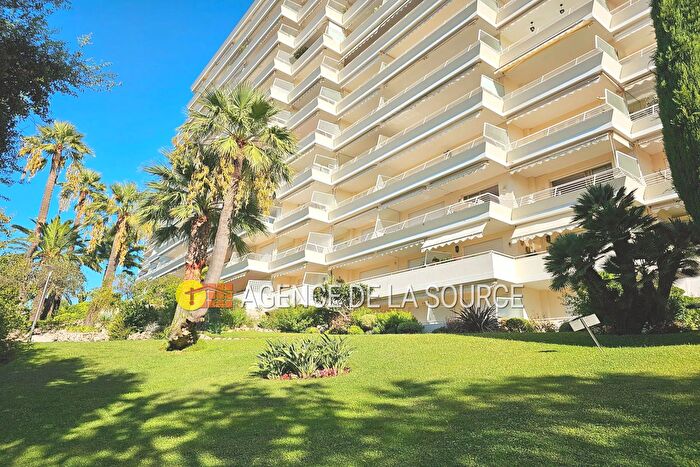 Appartement 1 pièce à vendre à Cannes, Californie Pezou