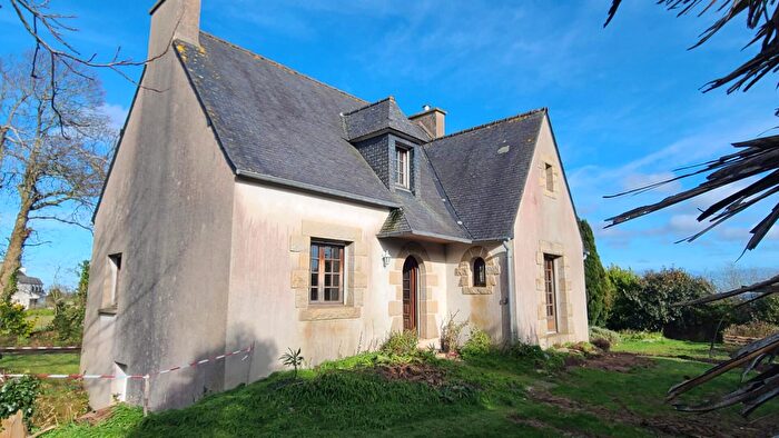 Maison à vendre - Guimaëc - 5 pièces - 4 chambres