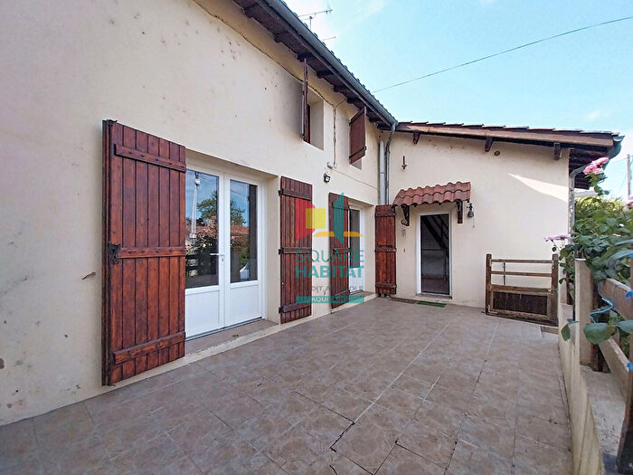 Maison 4 pièces à Sainte-Terre, à vendre