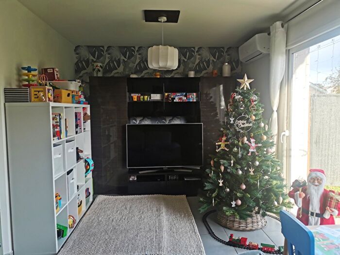 Maison à vendre - Saint-André-de-Cubzac - 5 pièces - 3 chambres