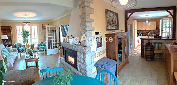 Maison à vendre - Baguer-Pican - 5 pièces - 4 chambres