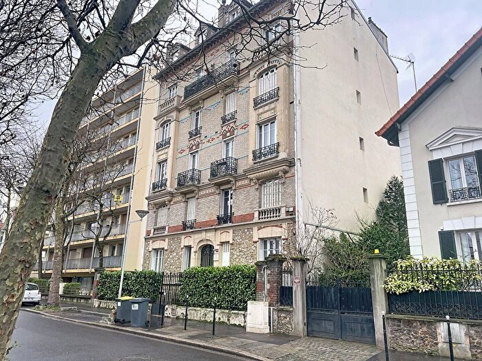 Appartement à louer - Marceau, République, Courbevoie - 1 pièce