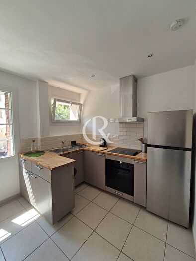 Appartement à louer - Hyères - 2 pièces - 1 chambre