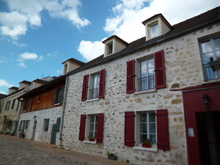 Appartement 2 pièces à louer à Ennery