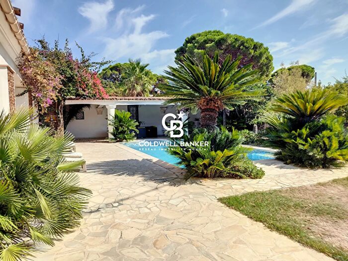 Maison à vendre - Sainte-Maxime, Saquèdes, Quilladou, Garonnette, Golfe - 9 pièces - 4 chambres