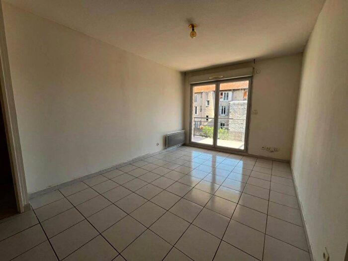 Esplanade, Nîmes : Appartement 2 pièces à louer