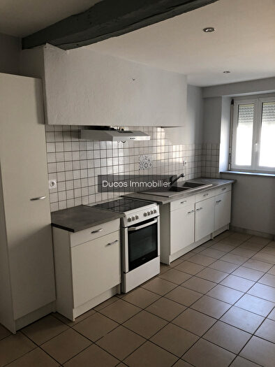 Maison 3 pièces à Seyches, à louer