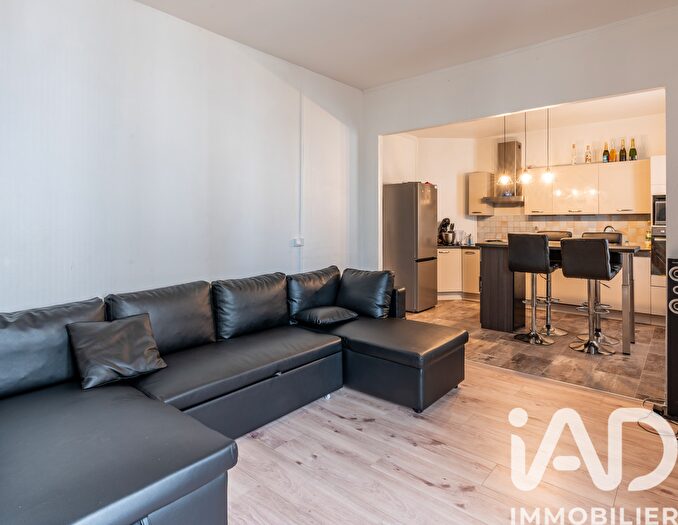 Appartement à vendre - Combs-la-Ville, République - 3 pièces - 2 chambres