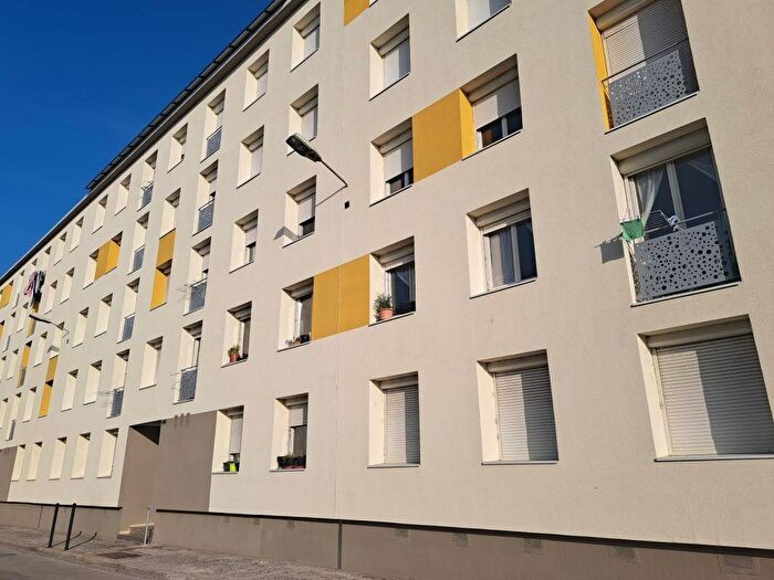 Appartement à louer - Argensol, Orange - 3 pièces