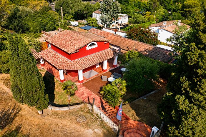 Mougins, Le Colombier, Colombe, Cabrières, Le Bordé : Maison 5 pièces à vendre