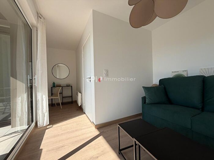 Quartiers Sud-Est, La Poterie : Appartement 1 pièce à louer