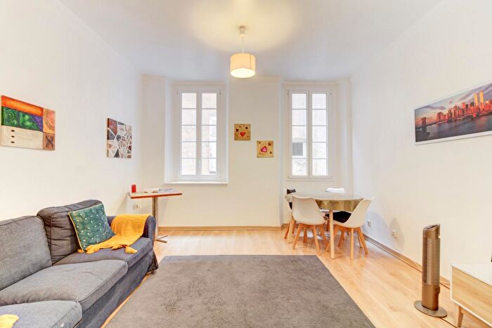 Appartement à vendre - Nice, Vieux Nice - 3 pièces - 2 chambres