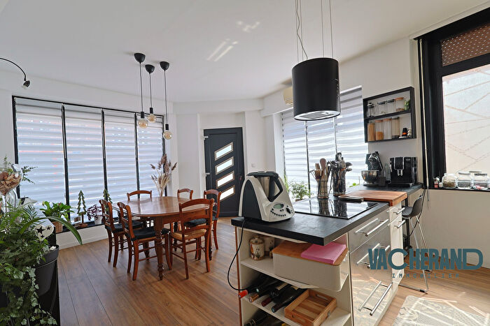 Maison 7 pièces à vendre - Armentières