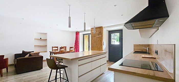 Maison à vendre - Bozel - 4 pièces - 3 chambres