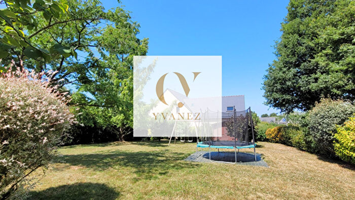 Maison à vendre - Saint-Aubin-du-Pavail - 7 pièces - 5 chambres