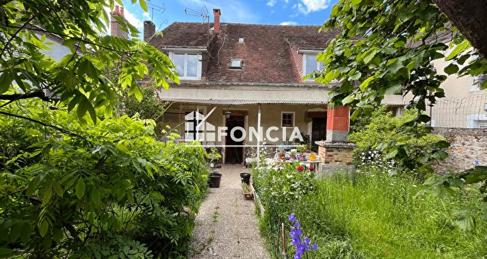 Maison à vendre - Sceaux-sur-Huisne - 6 pièces