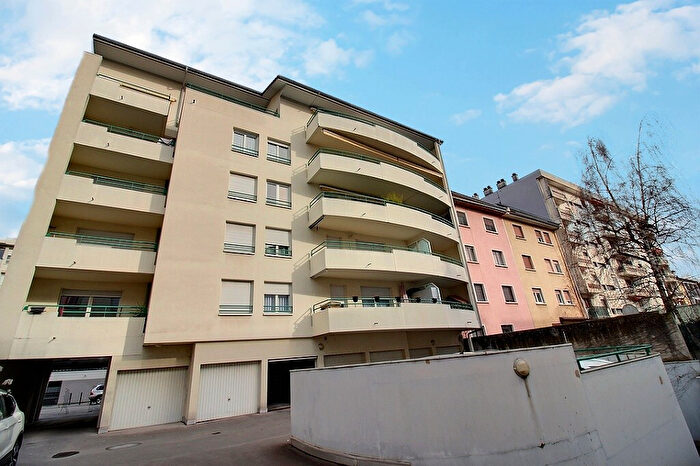 Appartement à vendre - Annemasse, Centre-ville - 4 pièces - 3 chambres