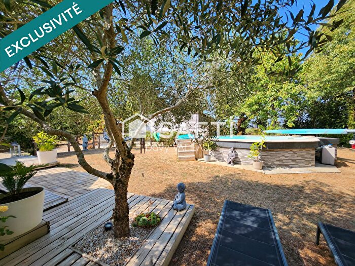 Maison 6 pièces à vendre à Saint-Hilaire-le-Vouhis