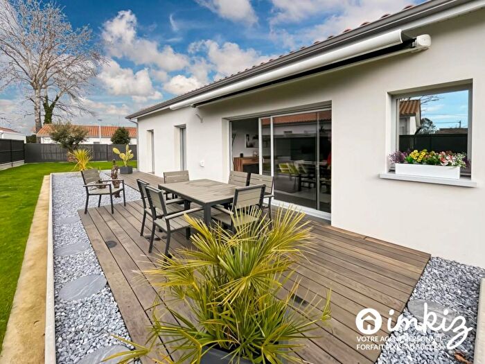 Maison à vendre - Vayres - 4 pièces - 3 chambres