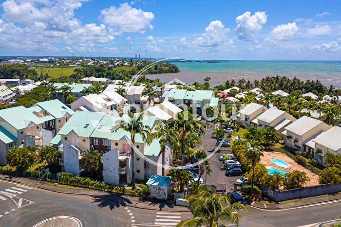 Appartement 4 pièces à Baie-Mahault, à vendre